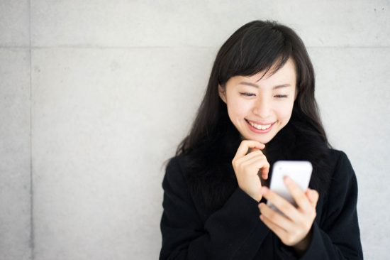 レベル別！英語のリーディング学習に役立つ無料アプリ＆Webサイト5選 | EIKARA